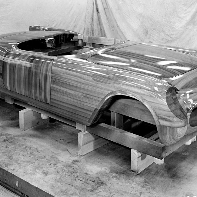 Wooden body 1937 Bentley Is Perfect For Delivering Champagne - Woodpecker